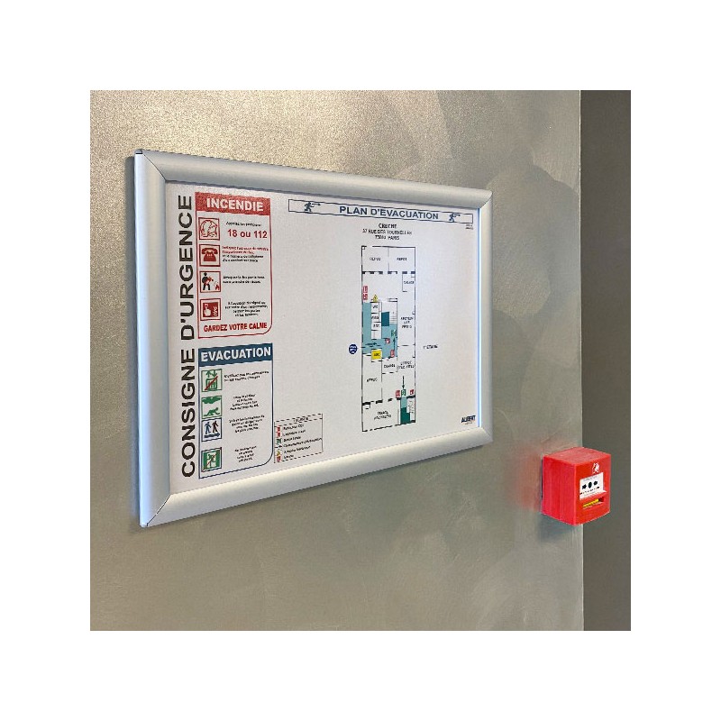 Plan d'évacuation cadre aluminium noir NF X 08-070 | Aluplex